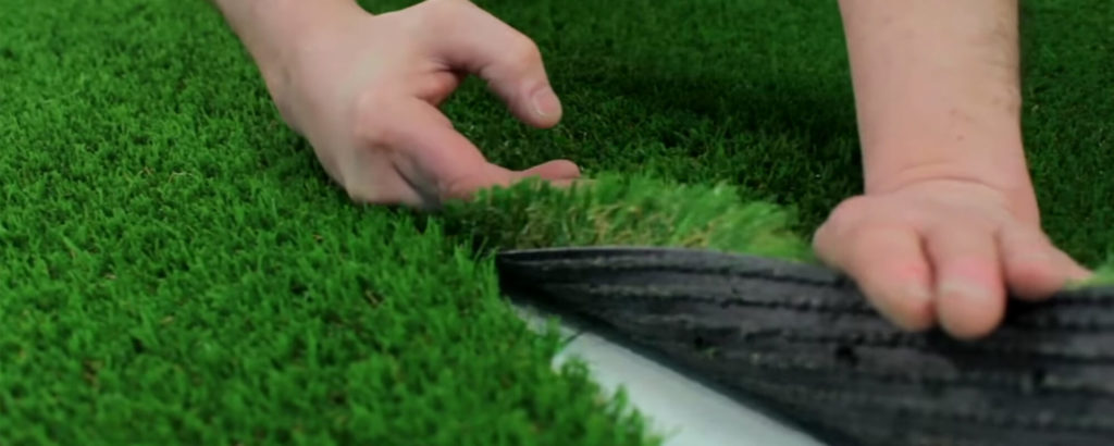 How To Sand Infill Your Artificial Grass | DIY | LazyLawn