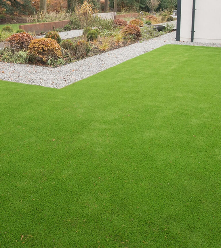 LazyLawn - The UK's Biggest Supplier & Installer of Artificial Grass